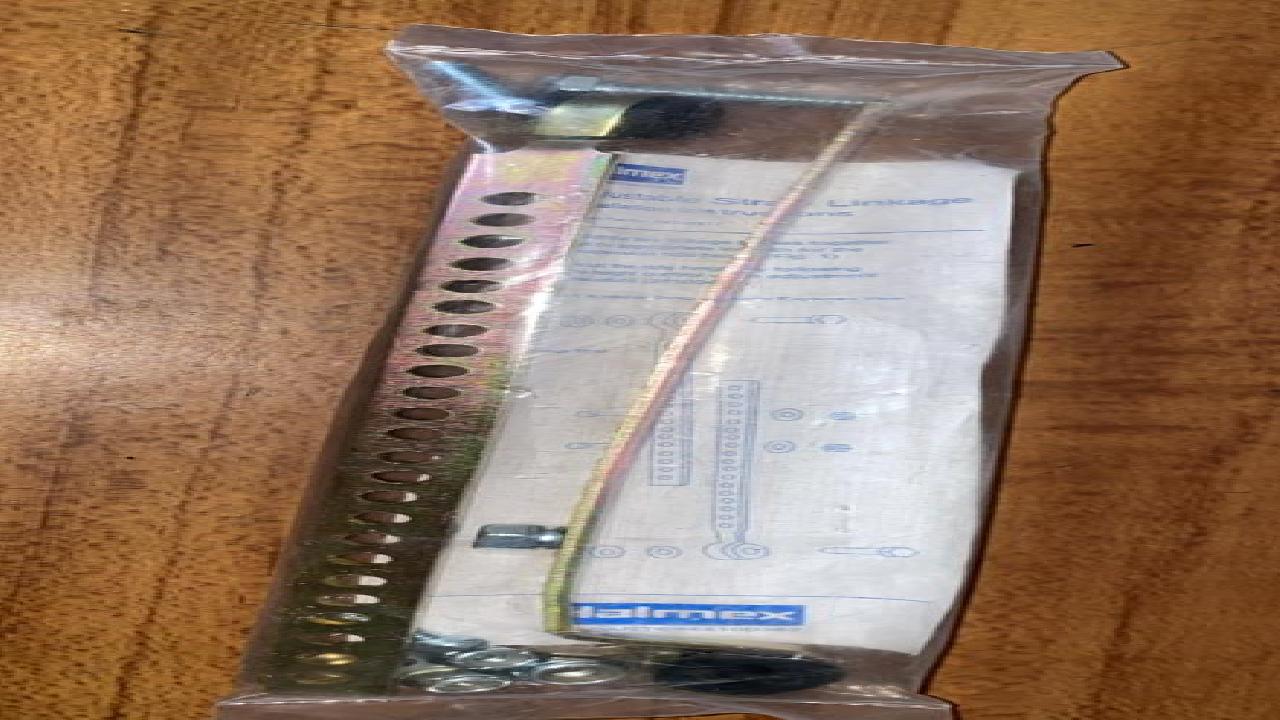 AVME56892 VARILLA PERFORADA