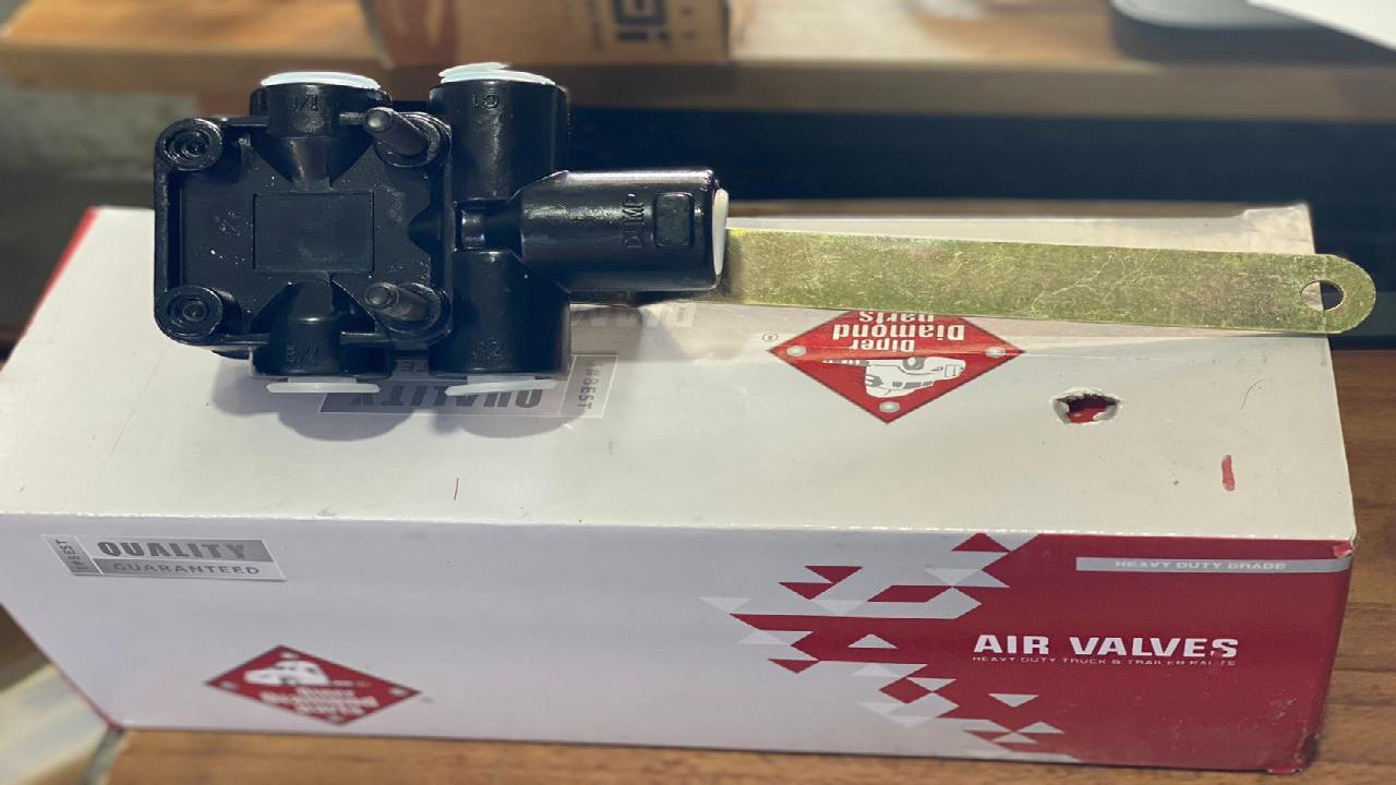 VALVULA NIVELADORA DP6050100