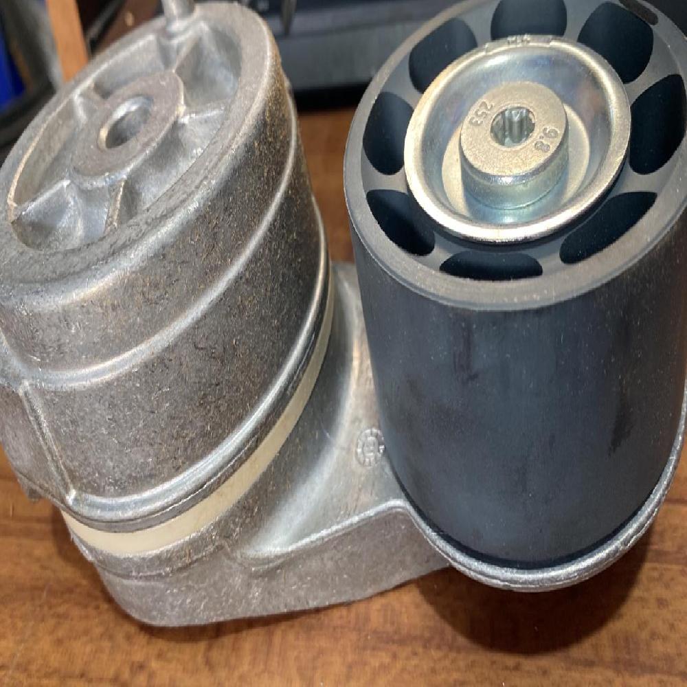 TENSOR DE BANDA CUMMINS ISX APV2564